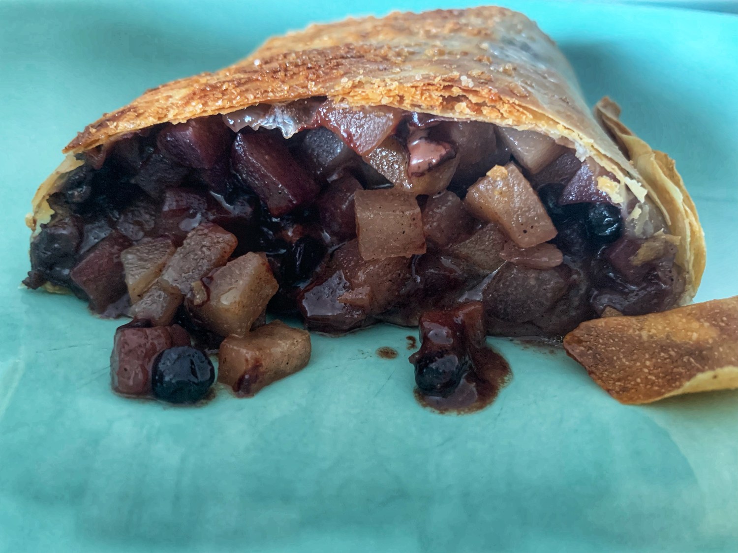 Pear, Blueberry & Chocolate Strudel – Gen's Christmas Kitchen