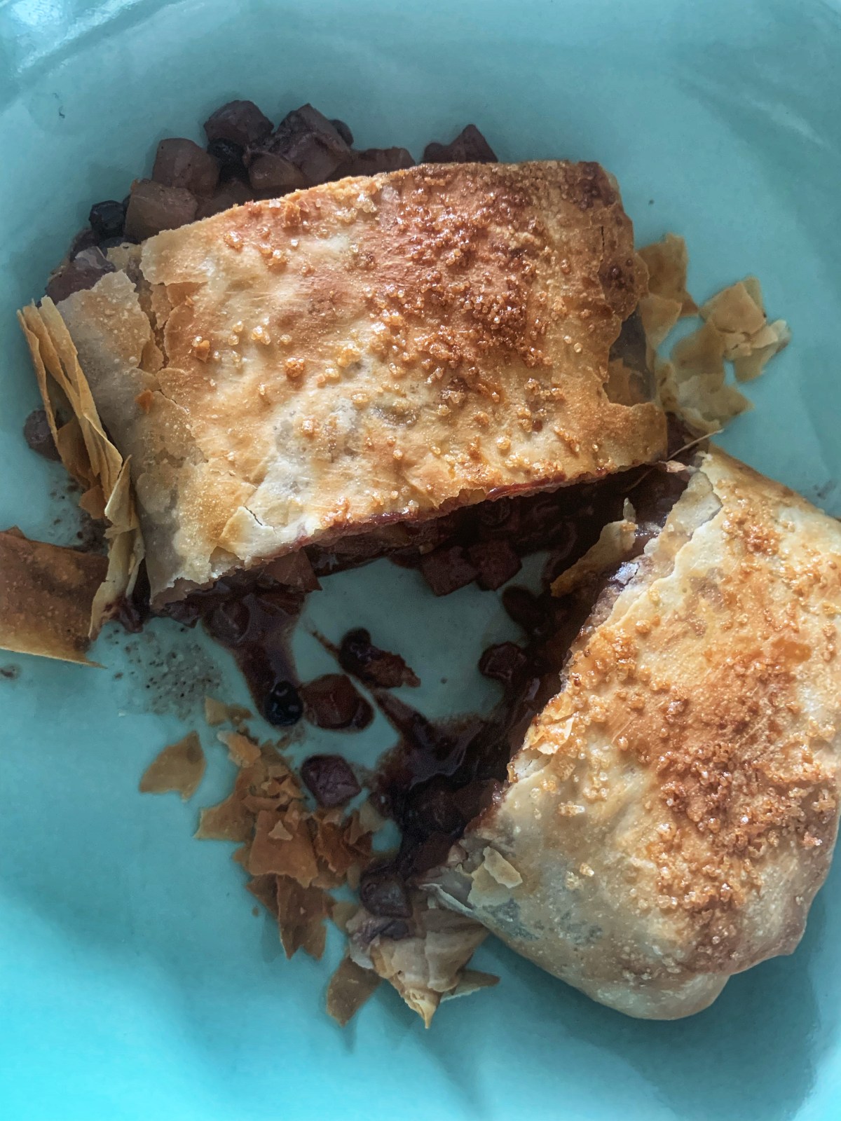 Pear, Blueberry & Chocolate Strudel – Gen's Christmas Kitchen